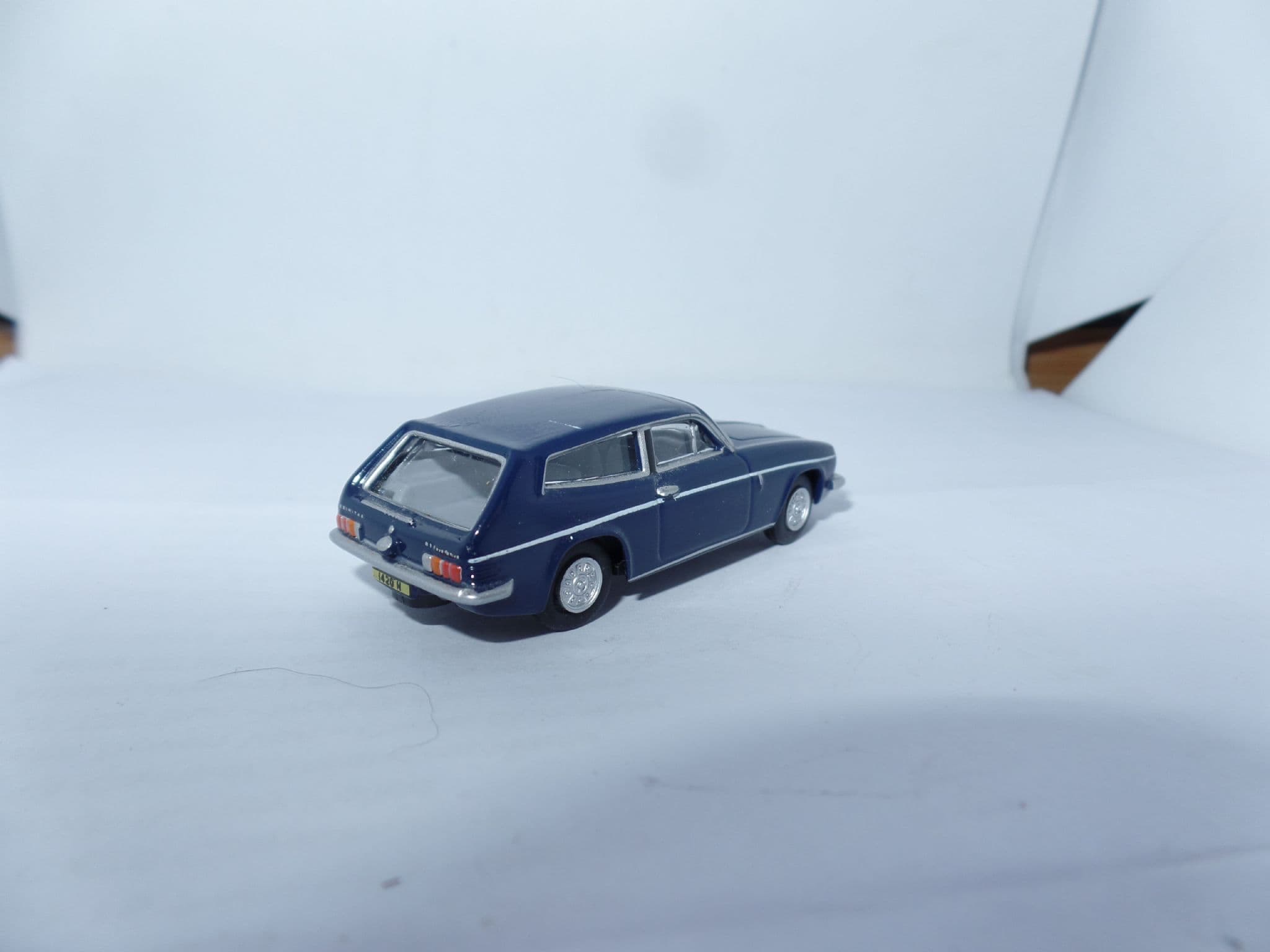 Oxford 76RS001 RS001 1/76 OO Scale Reliant Scimitar Air Force Blue ...