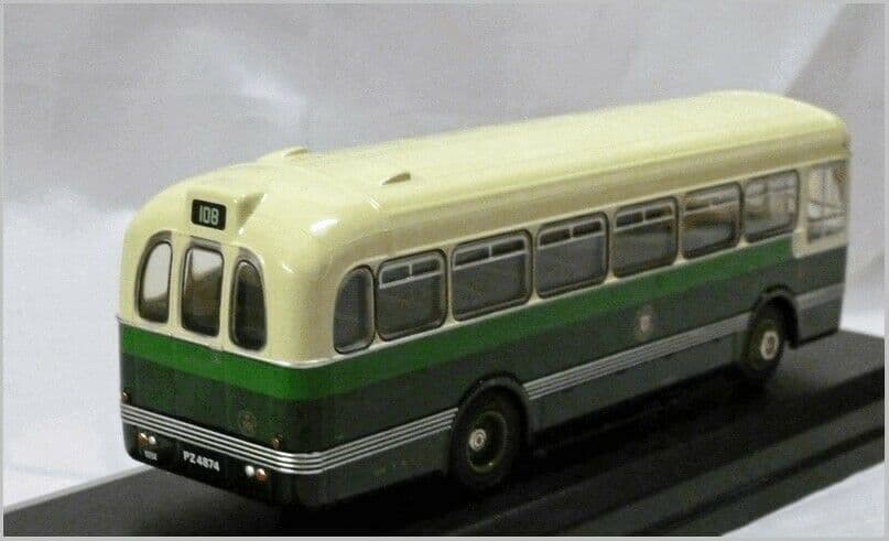 OXFORD 76SB005 SB005 1/76 OO Scale SARO BUS ULSTER TRANSPORT AUTHORITY