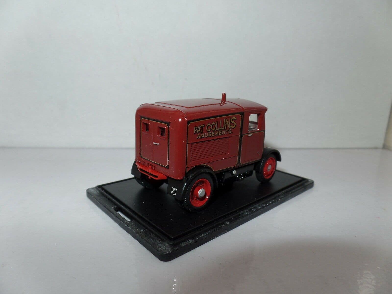 Oxford 76SST002 SST002 1/76 OO Scale Scammell Showtrac Pat Collins The ...