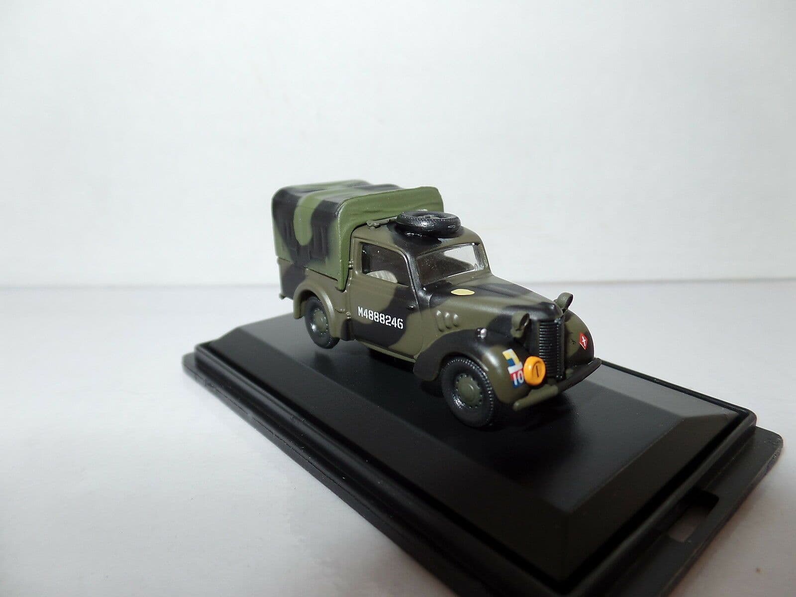 Oxford 76TIL001 TIL001 1/76 OO Austin Tilly Pick Up Tilt British Army ...