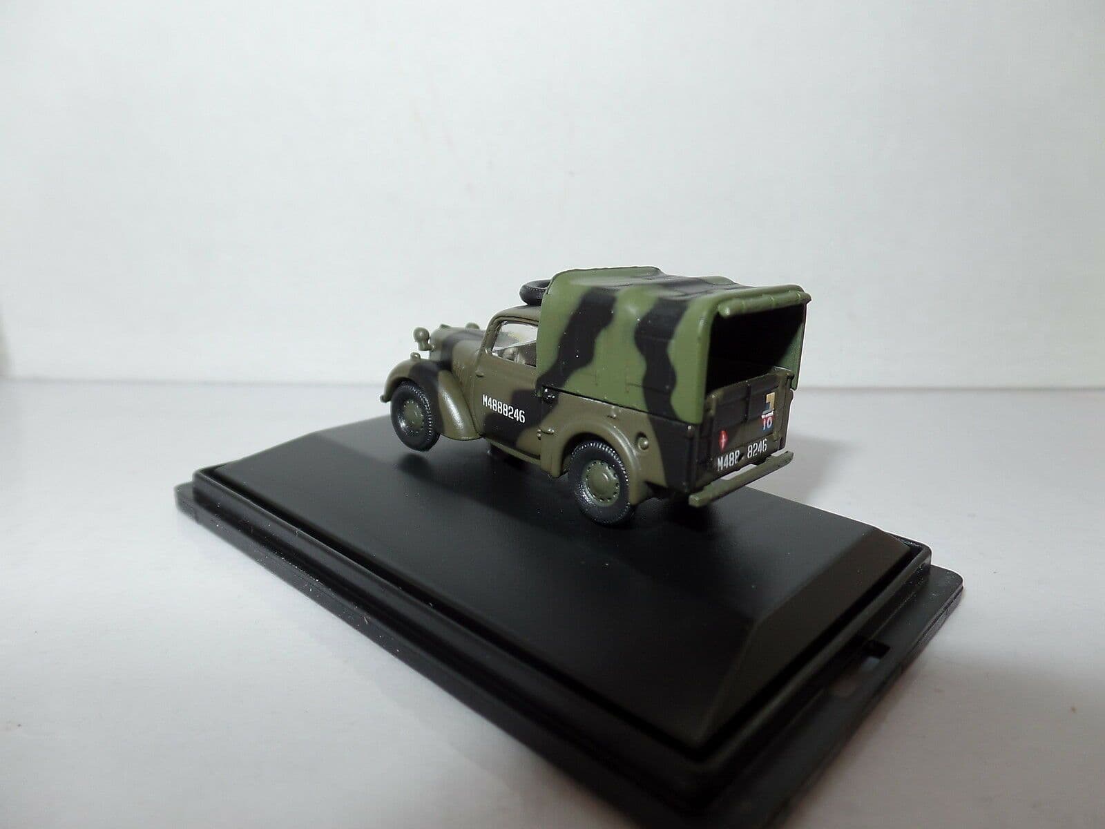 Oxford 76TIL001 TIL001 1/76 OO Austin Tilly Pick Up Tilt British Army ...