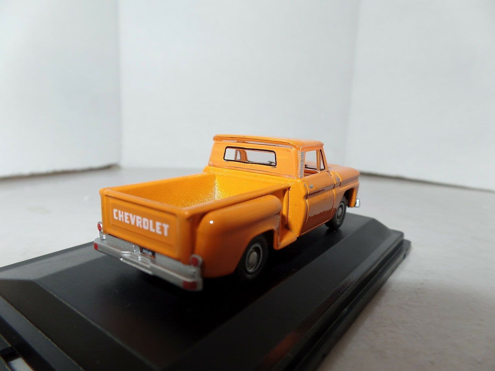Oxford 87CP65002 CP65002 1/87 HO Scale Chevrolet Stepside Pick Up 1965 ...