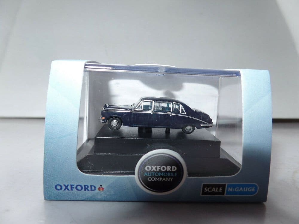 Oxford NDS005 DS005 N Gauge 1/148 Scale Daimler DS420 Dark Blue Limo ...
