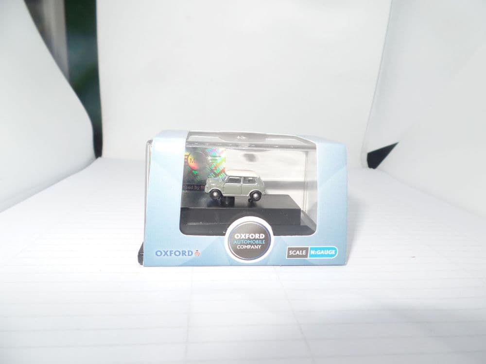 Oxford NMN009 N Gauge 1/148 Scale Austin Morris Mini Tweed Grey Old ...