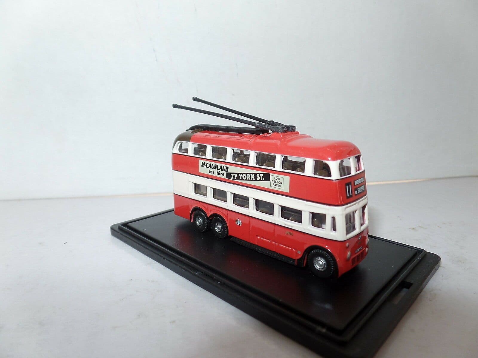 Oxford NQ1002 N Gauge 1/148 Scale BUT Q1 Trolleybus Belfast Corporation