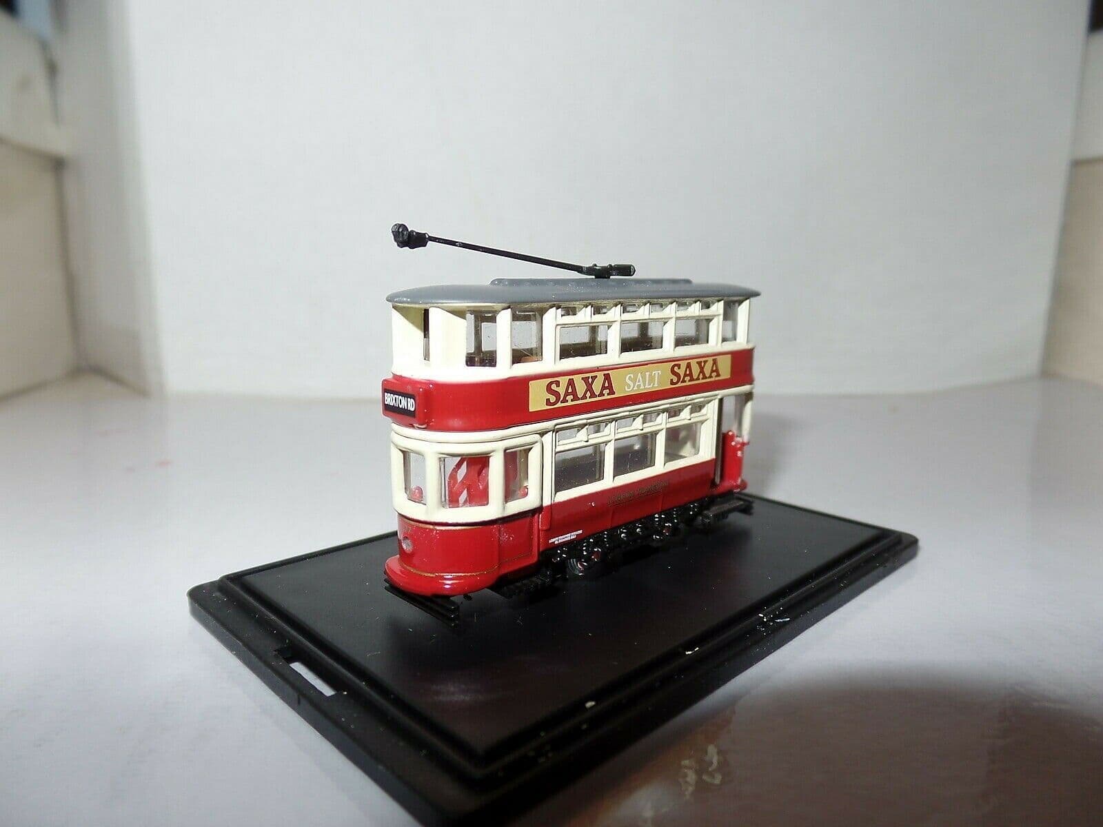 Oxford NTR001 N Gauge 1/148 Scale Tram London Transport