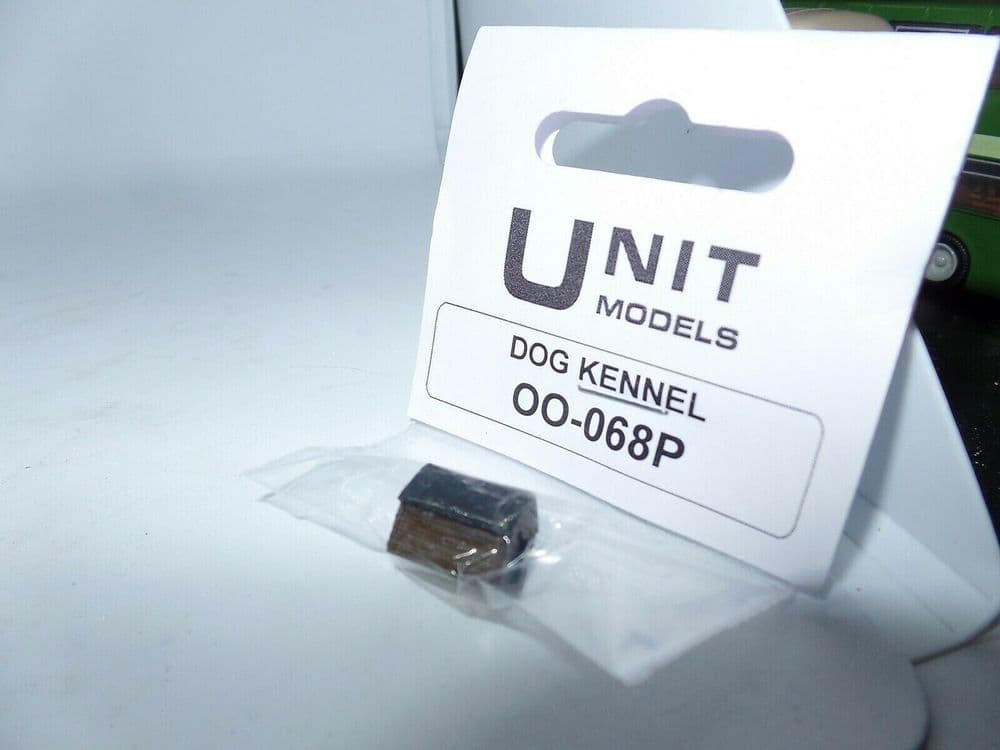Unit Models OO-068P 1/76 OO Scale Dog kennel Painted