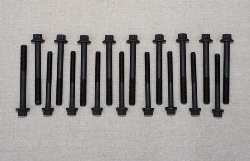 MAZDA BONGO 2 5TD CYLINDER HEAD BOLTS COMPLETE SET