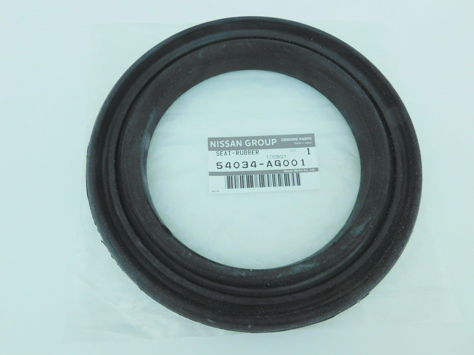 NISSAN ELGRAND E51 GENUINE FRONT COIL SPRING SEAT RUBBER