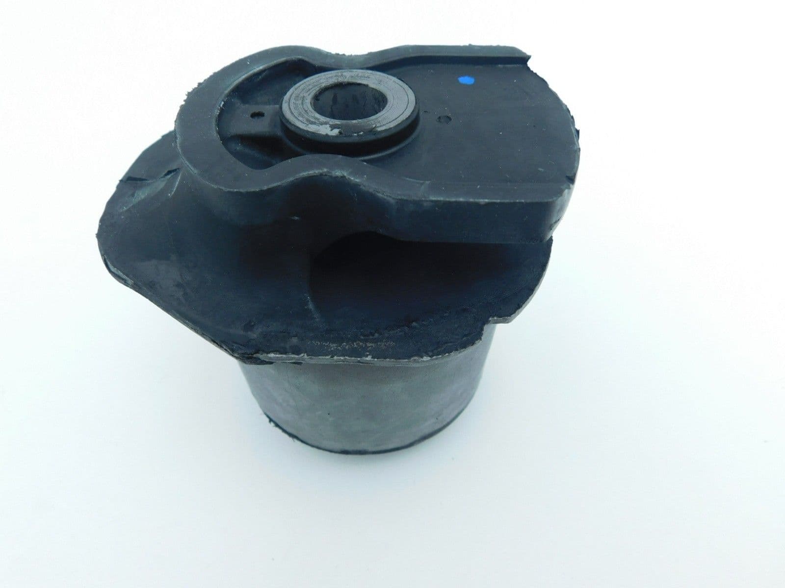 TOYOTA BB 1 3 REAR AXLE SUBFRAME BUSH