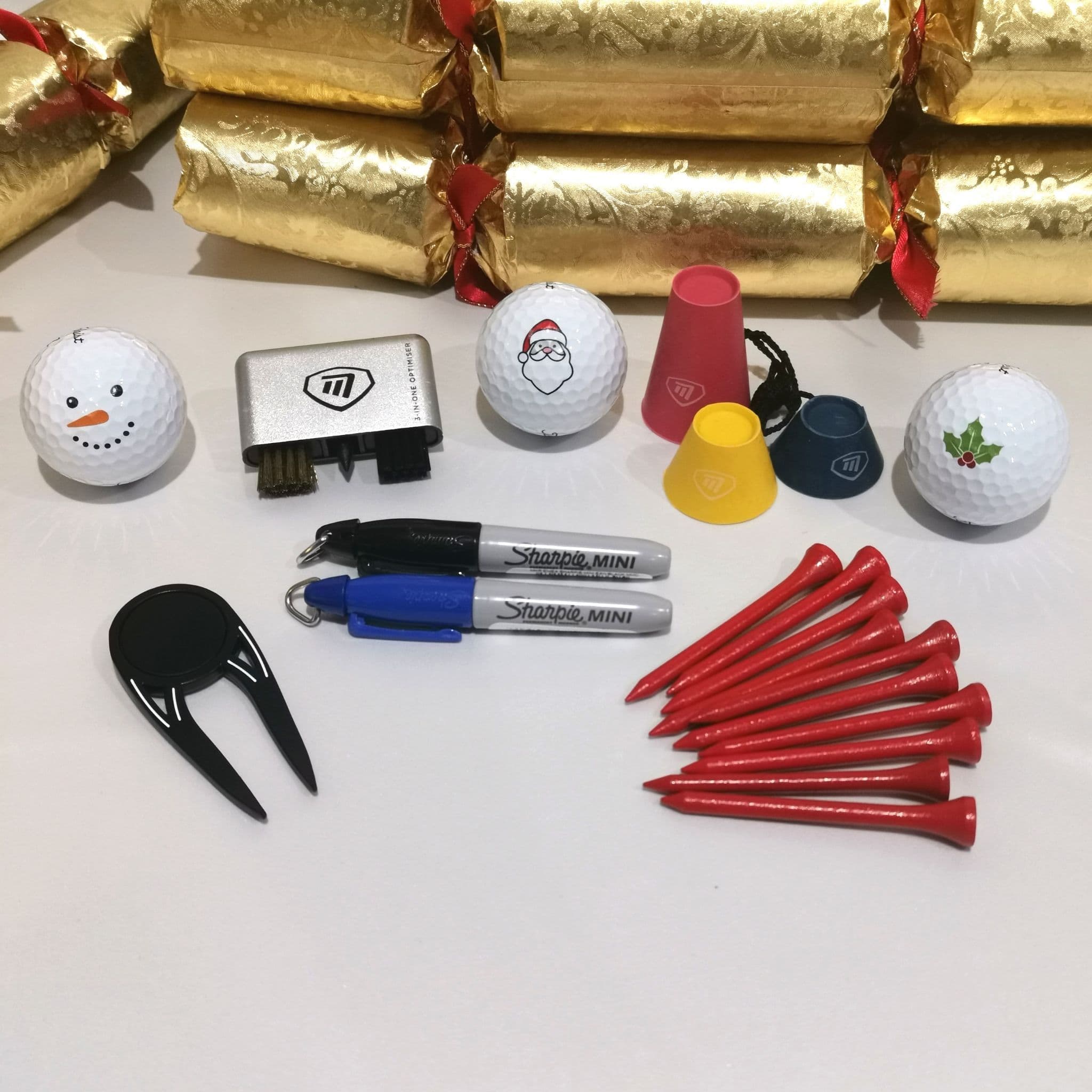 Set of 8 Luxury Golf Christmas Crackers for Golfers