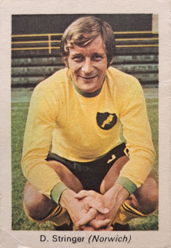 "My Favourite Soccer Stars" Lion 1970 David Stringer Red Back