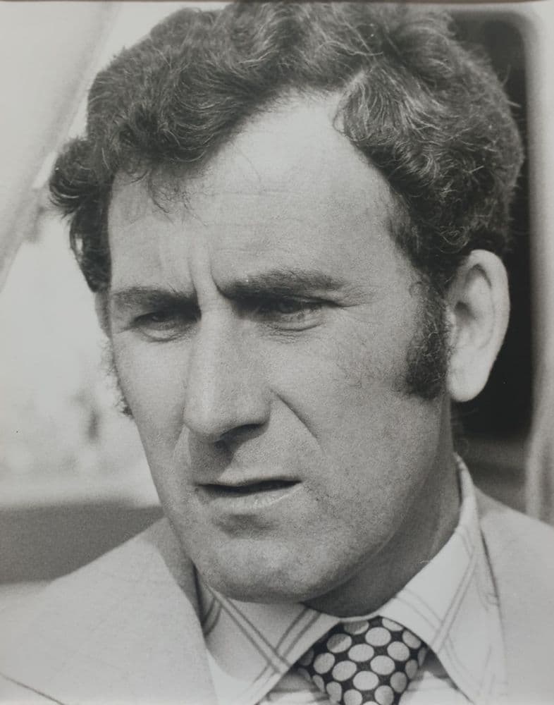 Tom McNab Black and White Press Photo