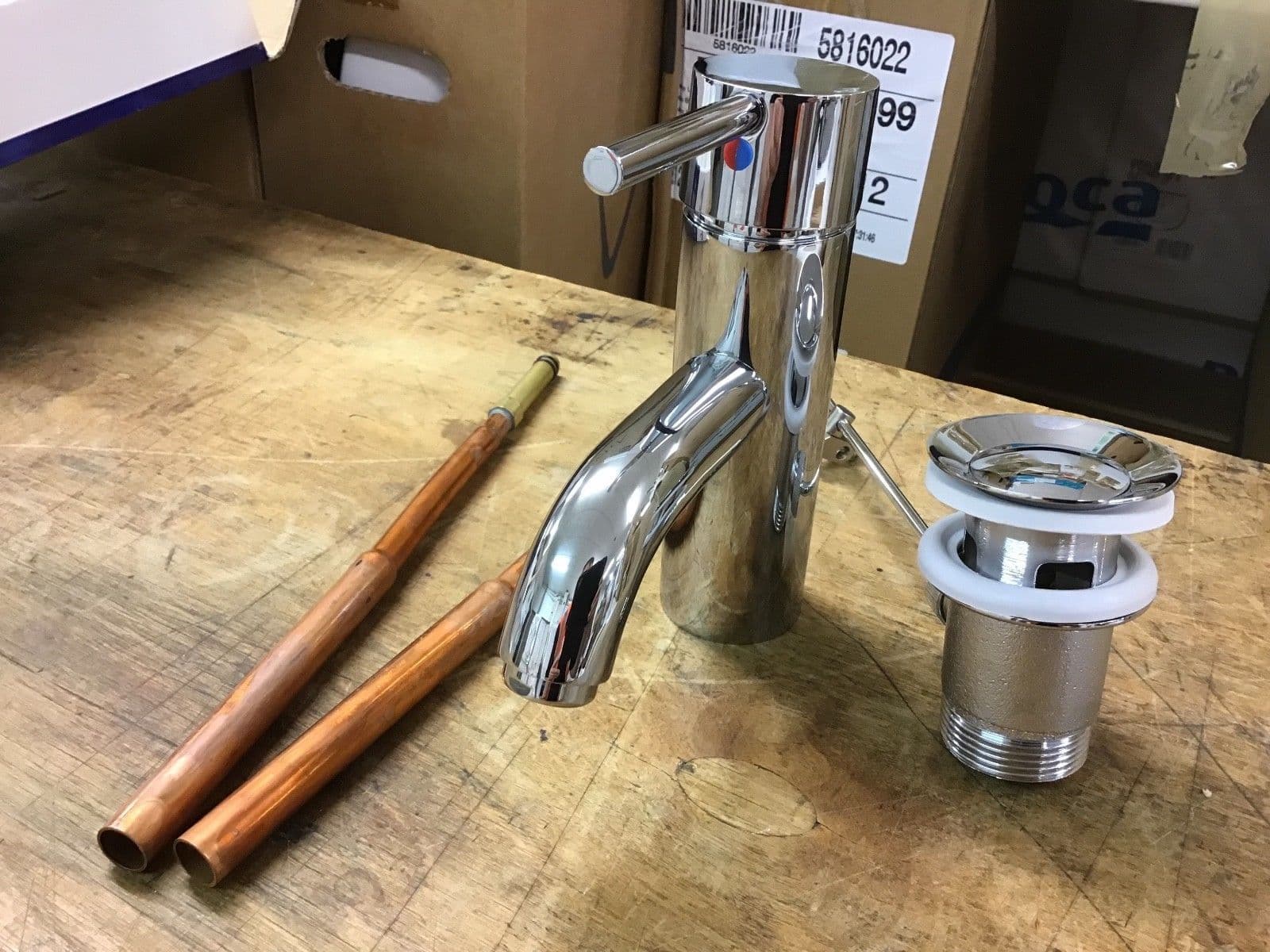 Cascade CASMHBASC Manhattan Basin Mixer For 1 Hole Basins - Includes Waste