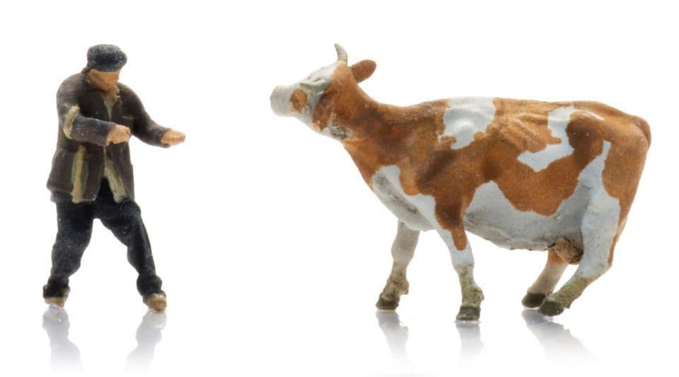 ArtiTec 5120019 Farmer with obstinate cow