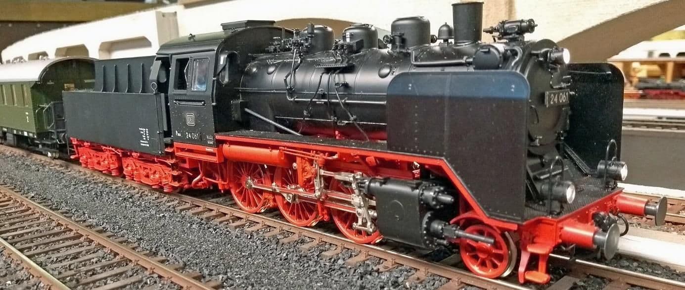Lenz 40240-05 DB Br24 Steam Locomotive