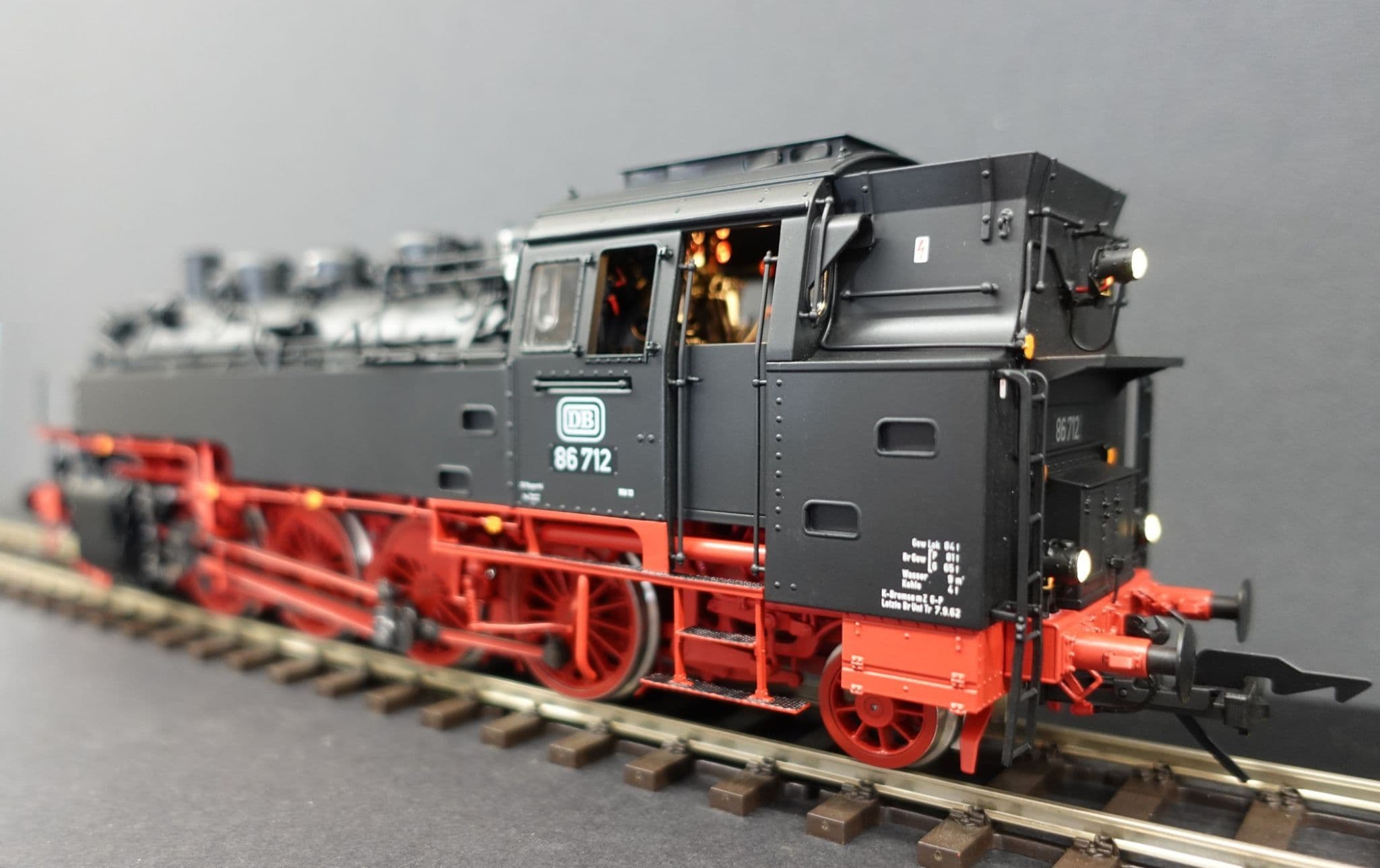 Lenz 40286-01 DB Br86 Steam Locomotive