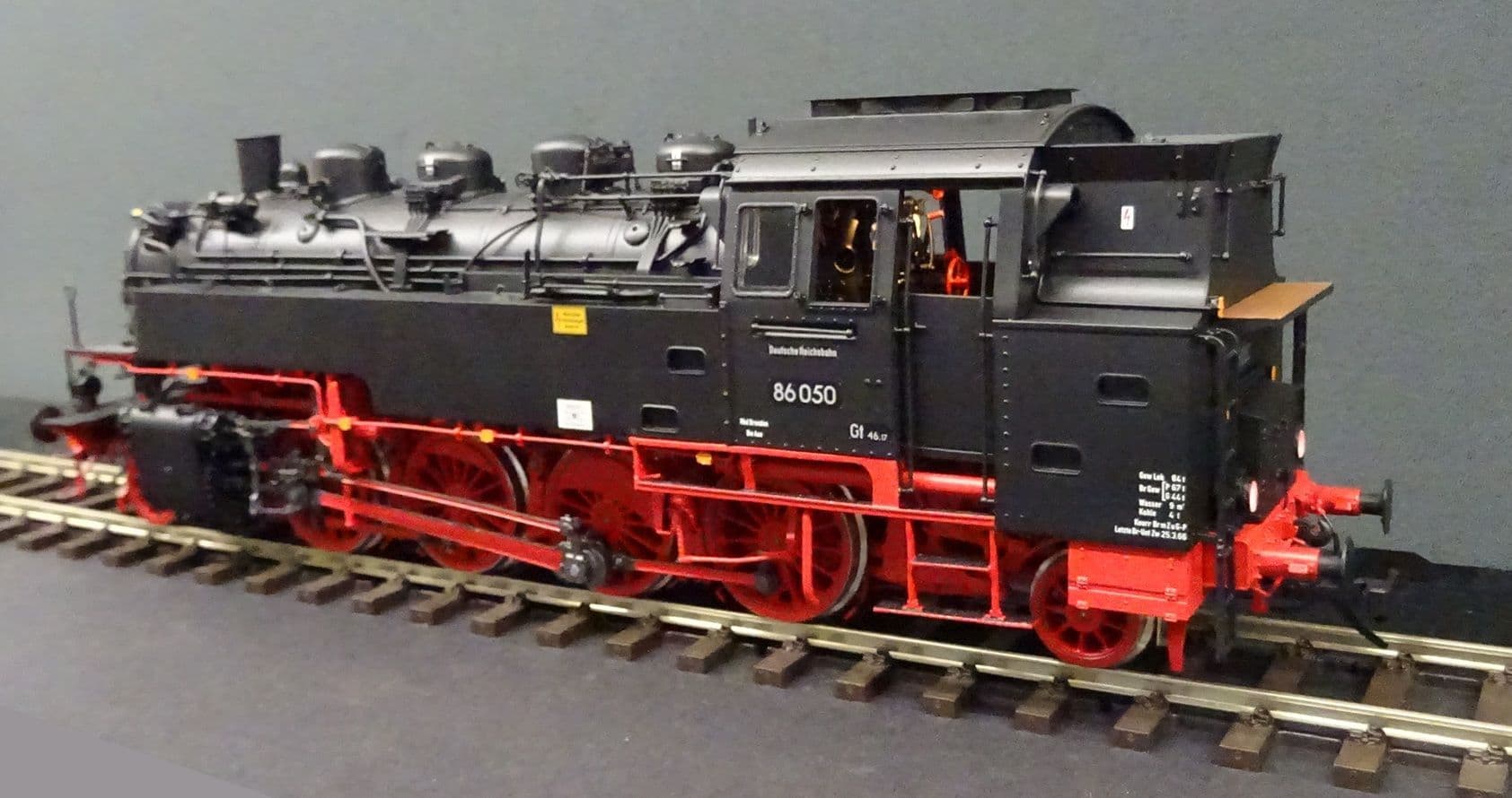 Lenz 40286-13 DR Br86 Steam Locomotive