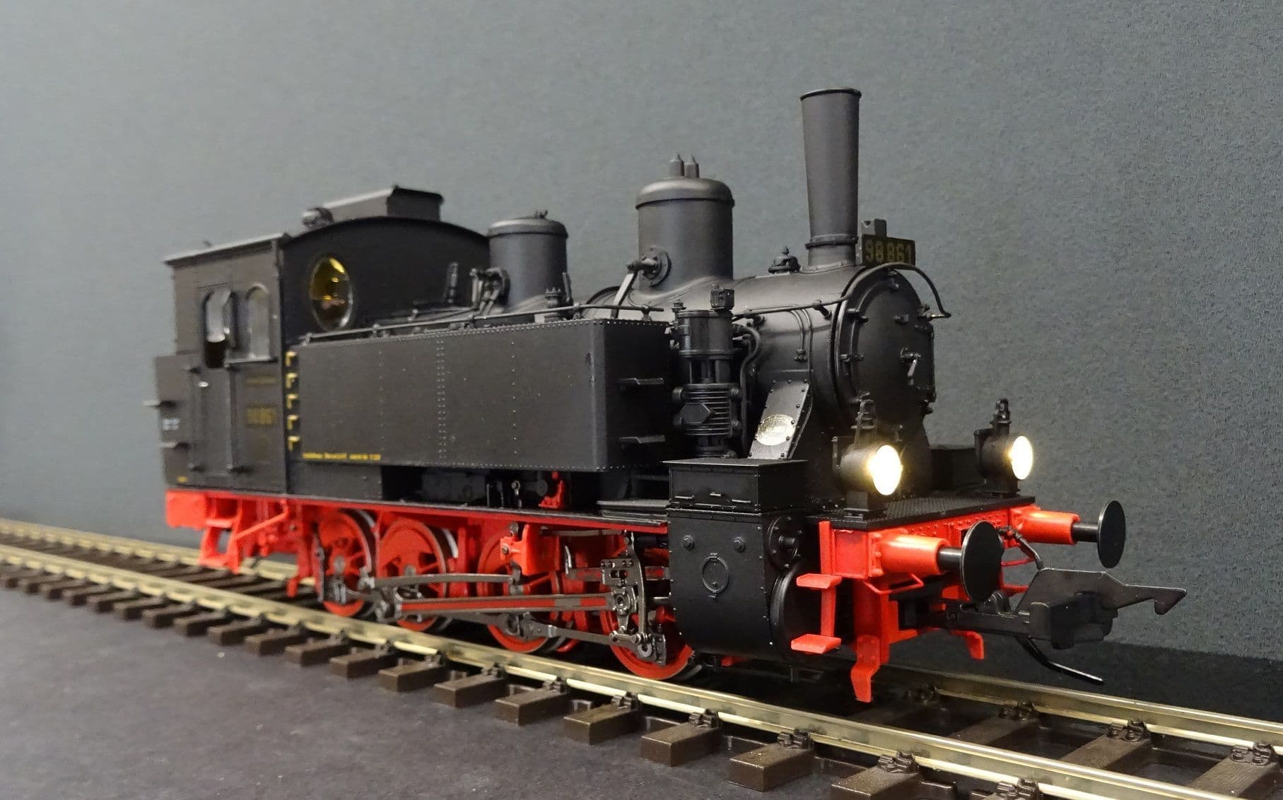 Lenz 40298-03 DRG Br98 8 Steam Locomotive
