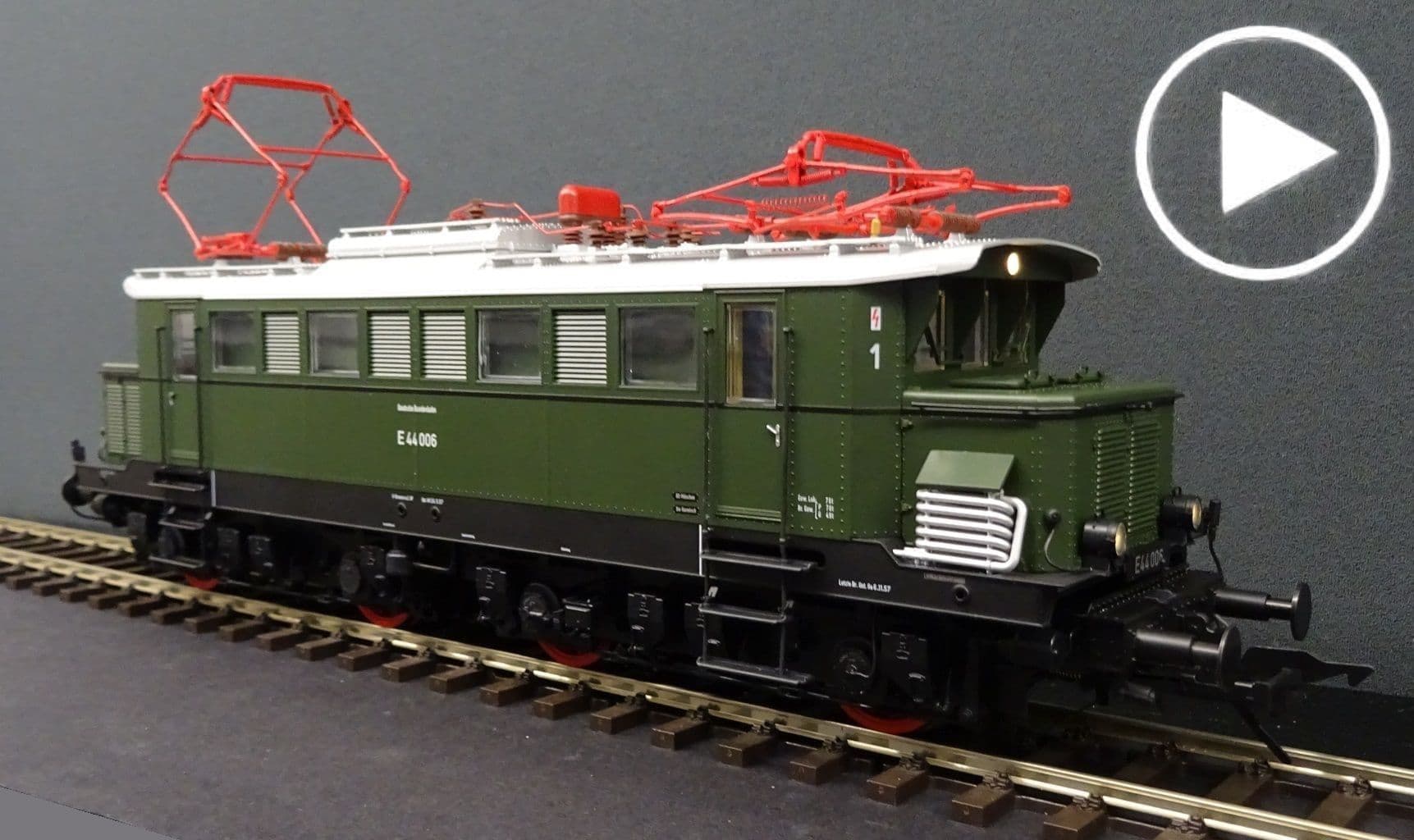 Lenz 40302-10 DB E 44