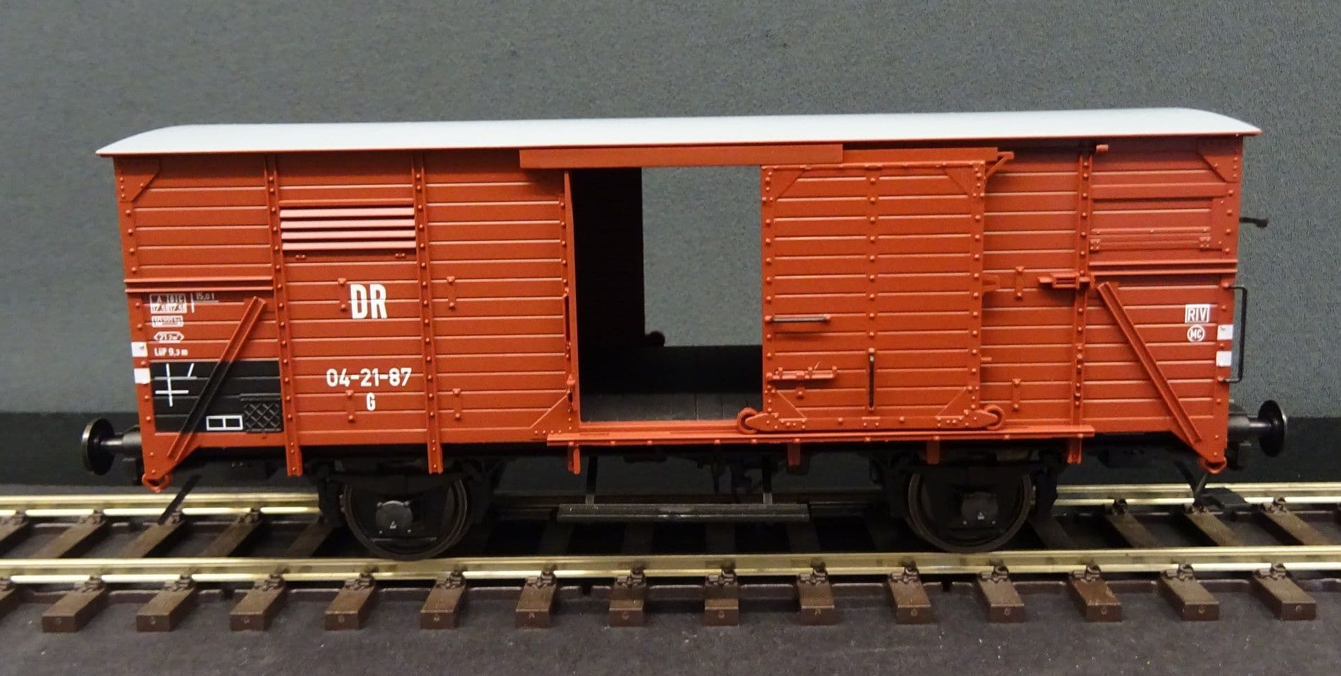 Lenz 42210-11 Freight car G10 DR era 3 rd no 04-21-87