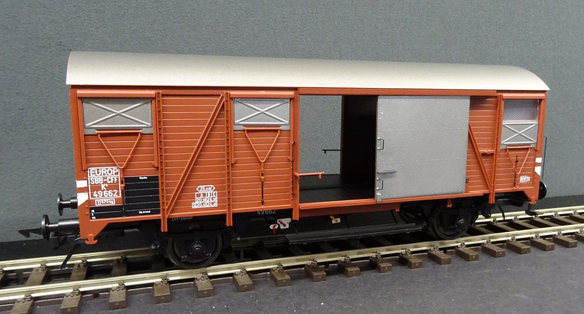 Lenz 42246-02 SBB K4 Box van