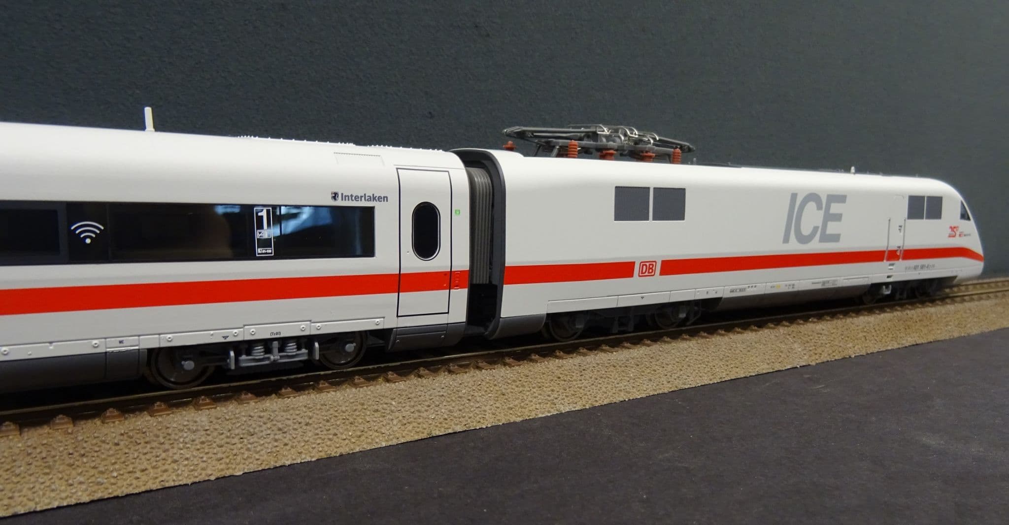 Lima HL1752 DB AG ICE Br401 4 car set