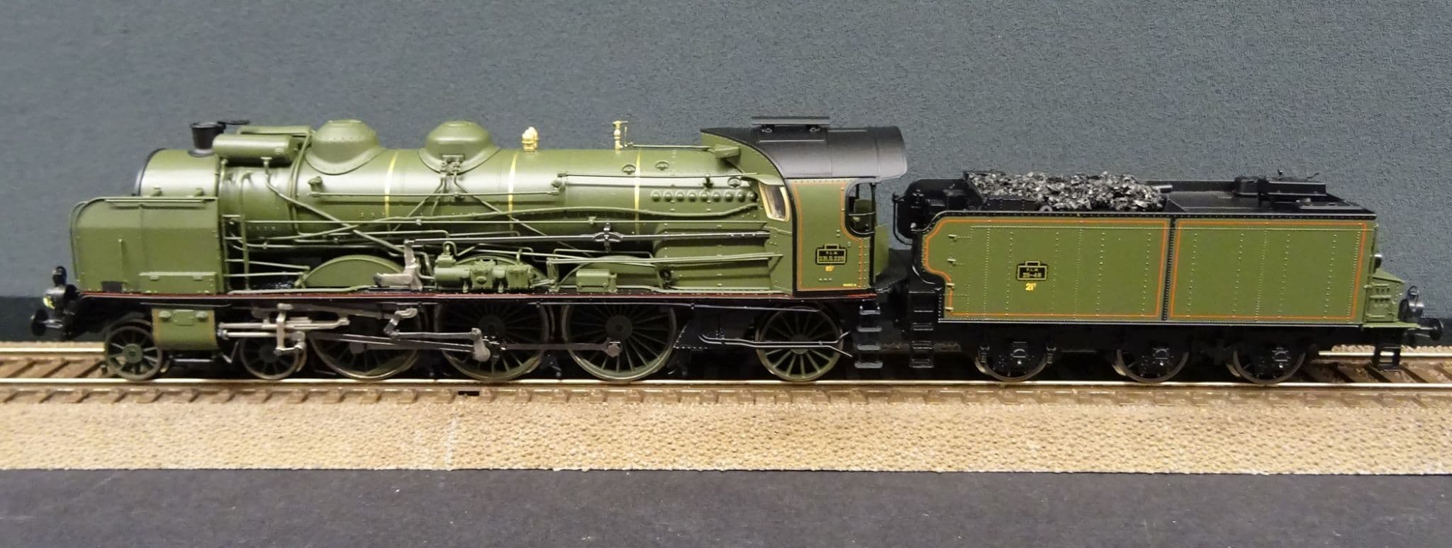 REE MB-138S PLM 231 D 229 DCC sound and smoke