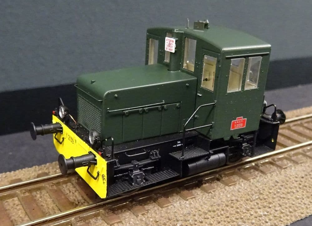 REE MB-146 SNCF Y2139