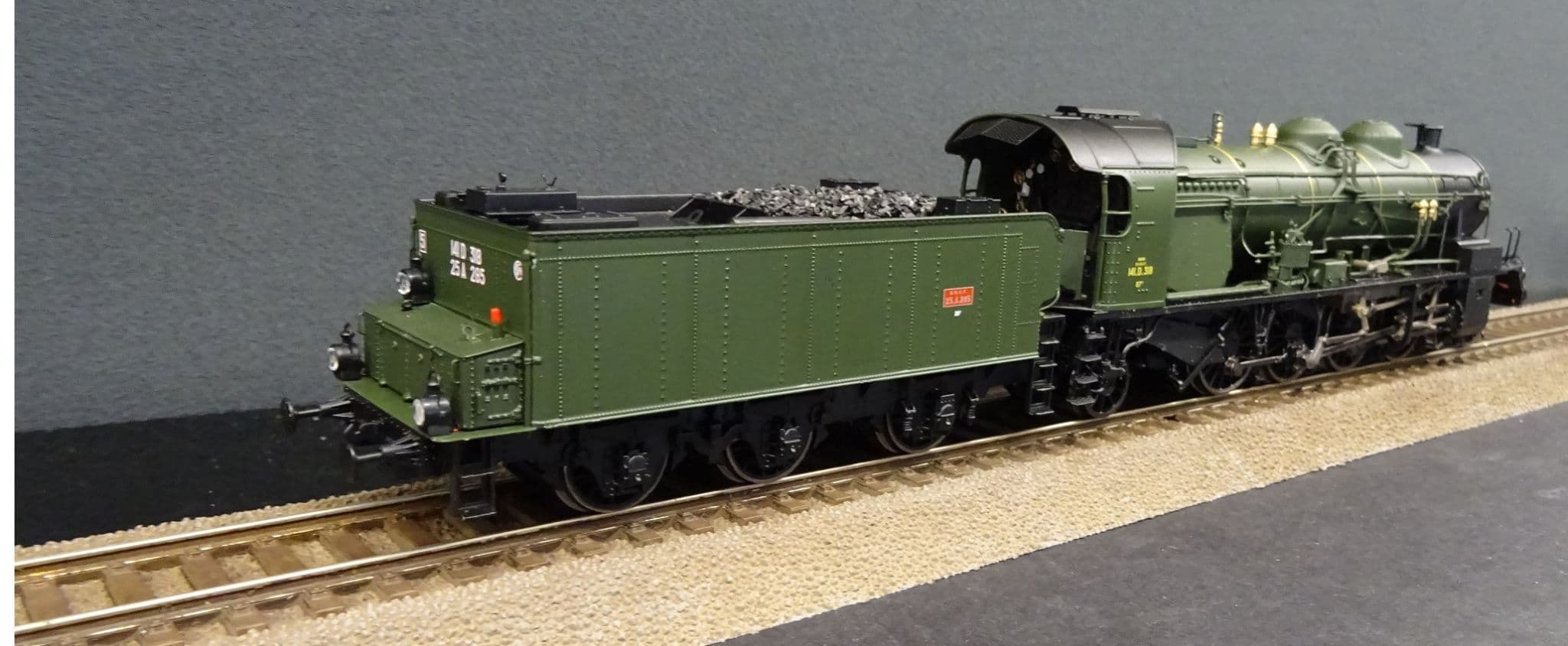 REE MB-160SF SNCF Sud Est region 141D