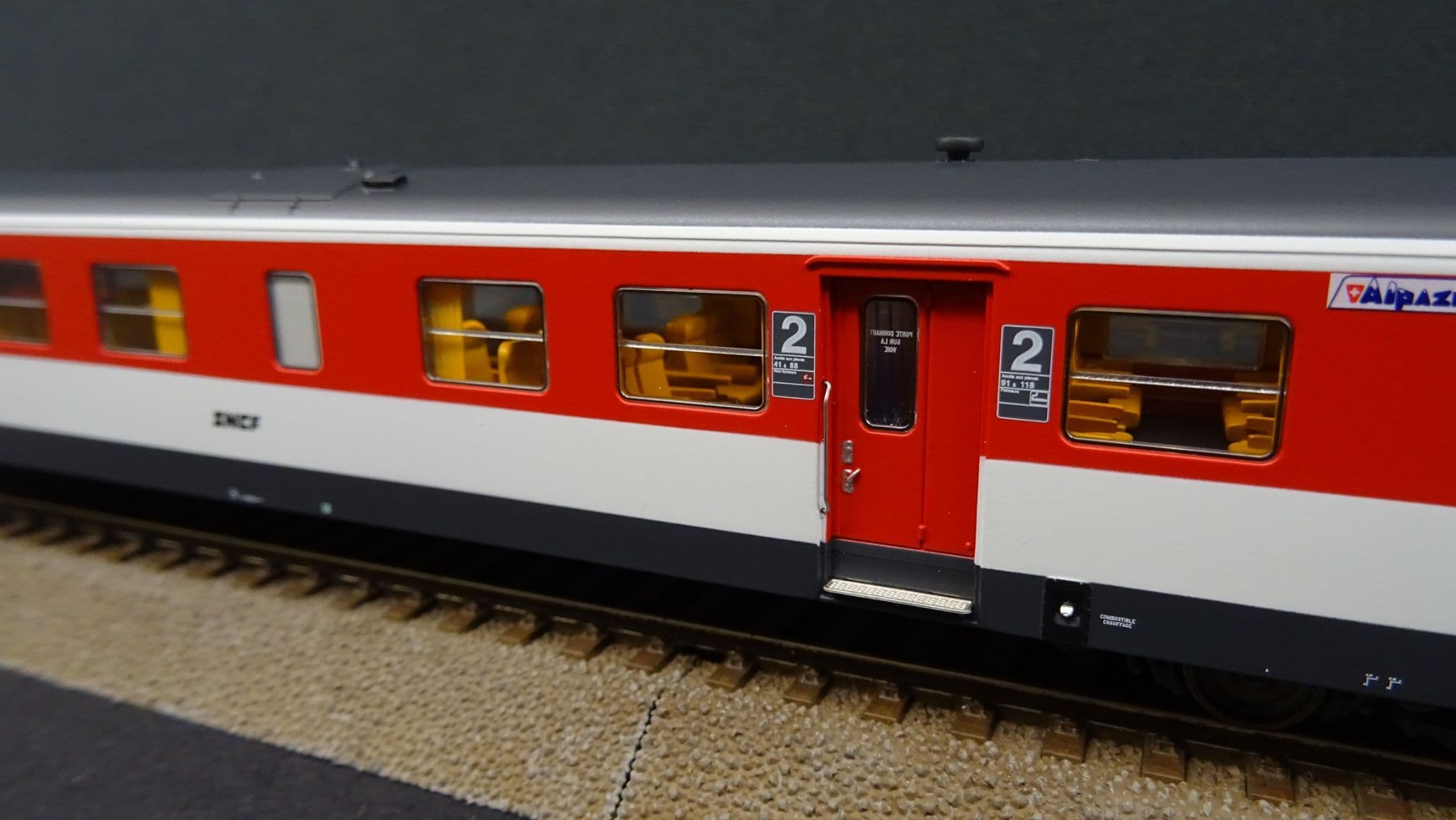 REE MB-191 SNCF Autorail RGP-1 X-2730 Era IV