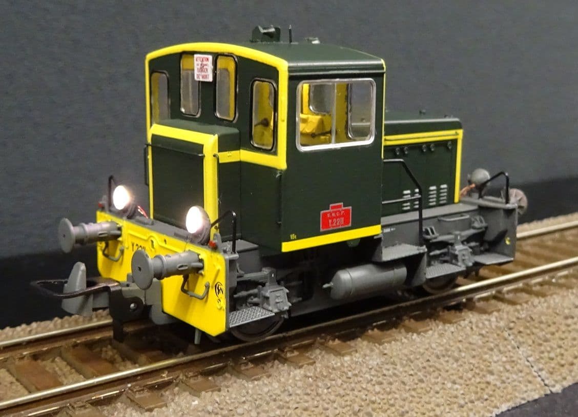 REE MB-225S SNCF Y2211 DCC sound