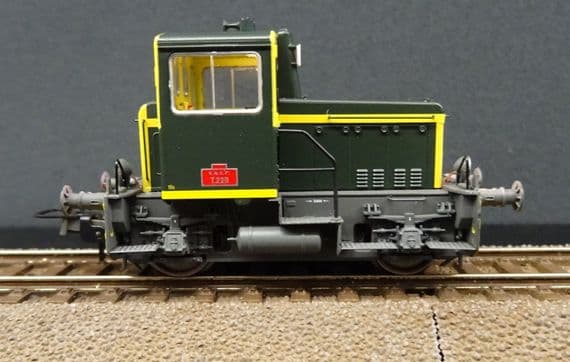 REE MB-225S SNCF Y2211 DCC sound