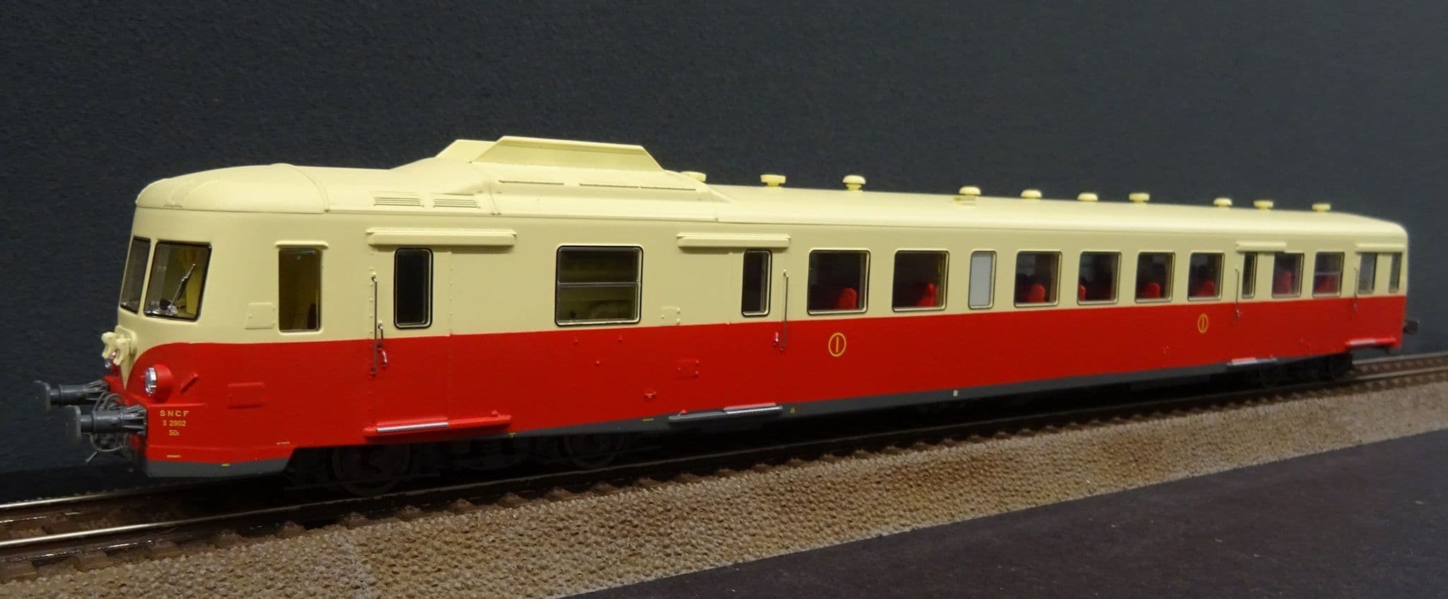 REE MB-227 SNCF Autorail X-2902 Era III