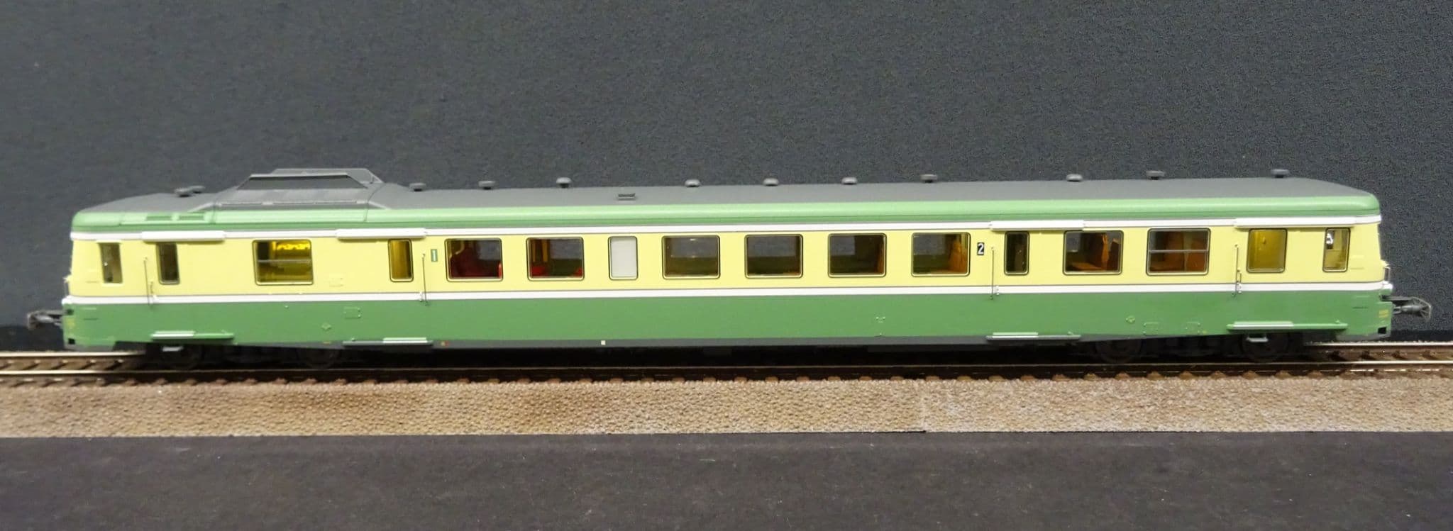 REE MB-230S SNCF Autorail X-2989 Era IV/V DCC Sound