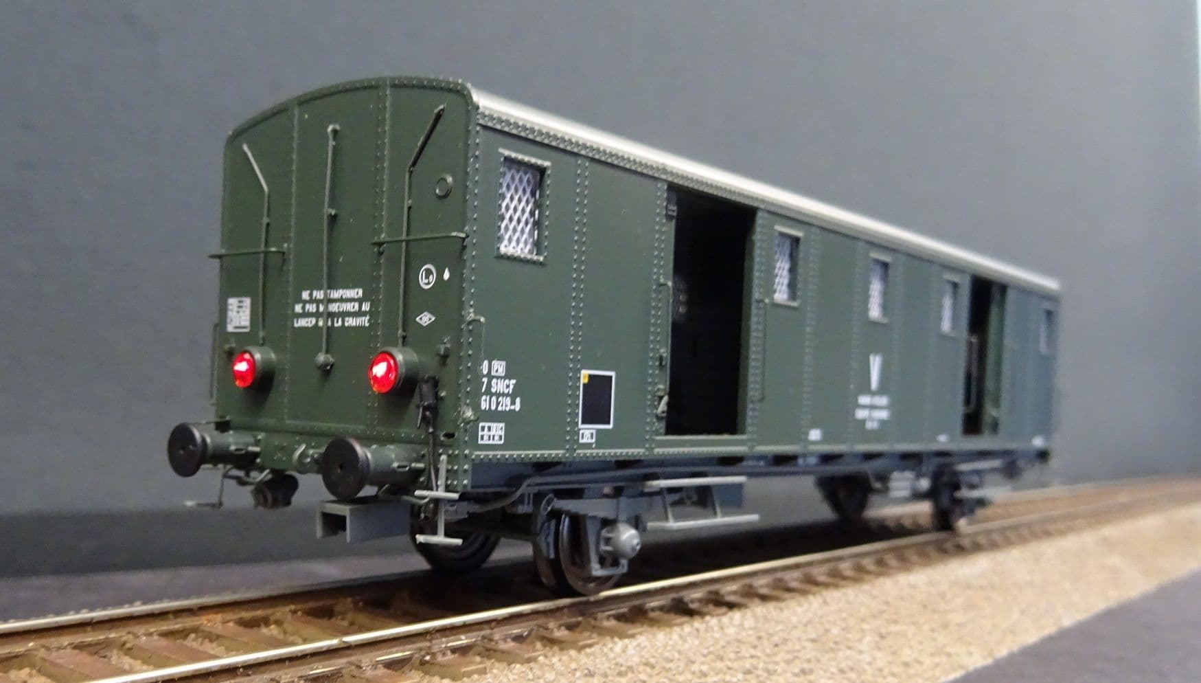 REE VB-117 SNCF OCEM30 Baggage car