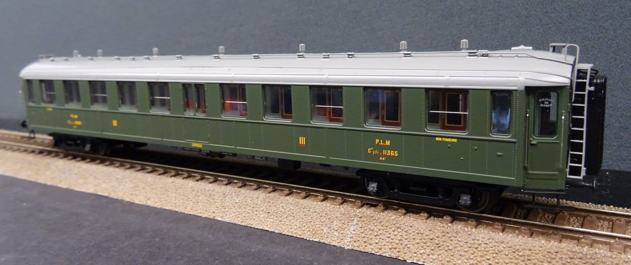 REE VB-366 PLM Bacalan Coach