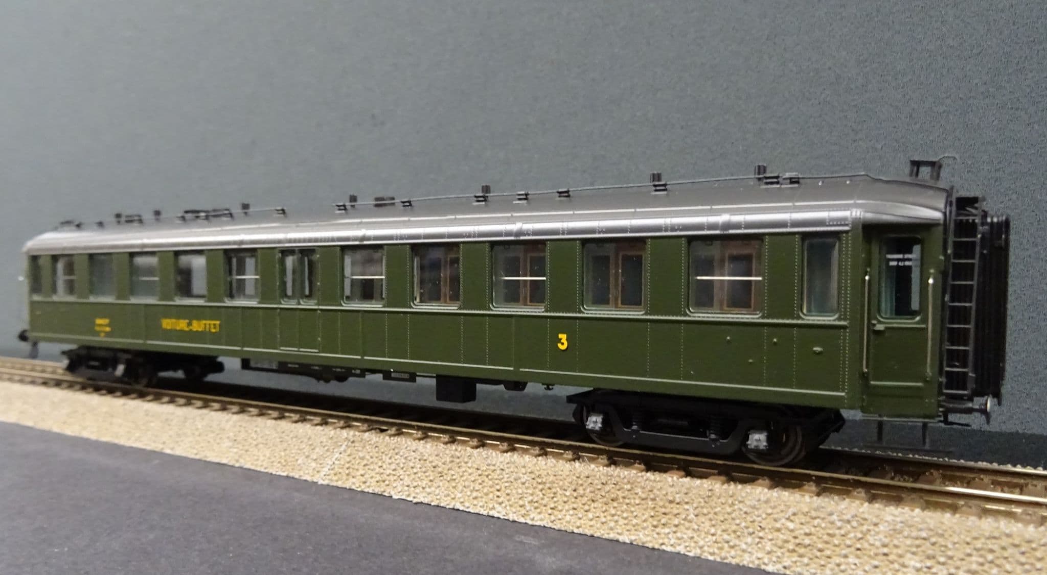 REE VB-370 SNCF Bacalan Coach