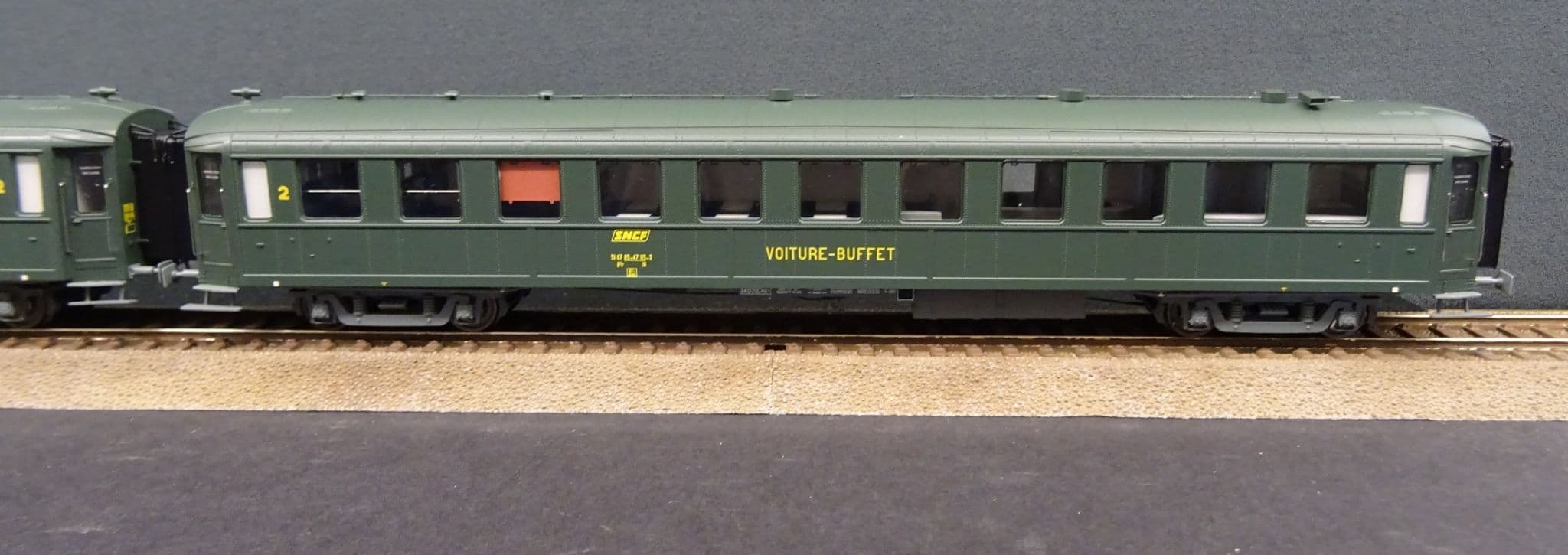 REE VB-374 SNCF 3 x Bacalan Coaches