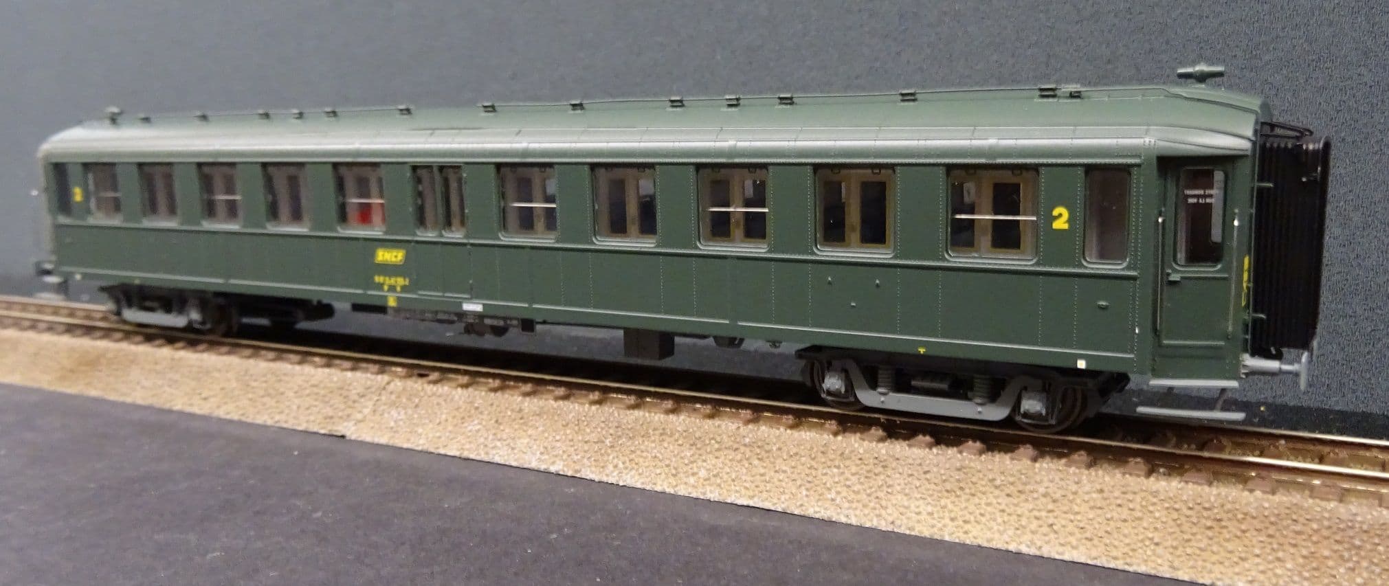 REE VB-375 SNCF Bacalan Coach