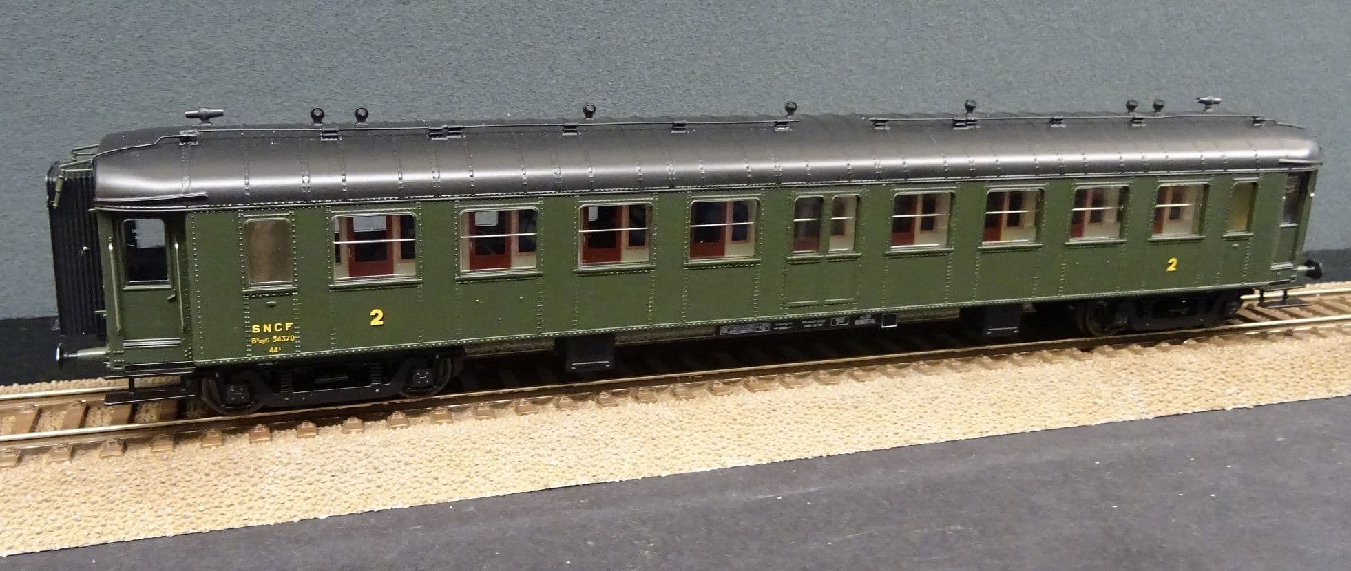REE VB-381 SNCF OCEM RA Coach