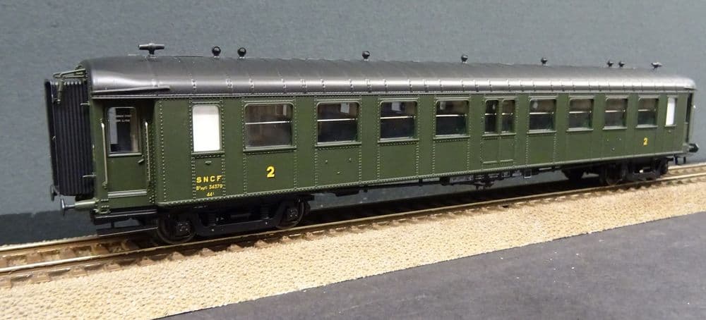 REE VB-381 SNCF OCEM RA Coach