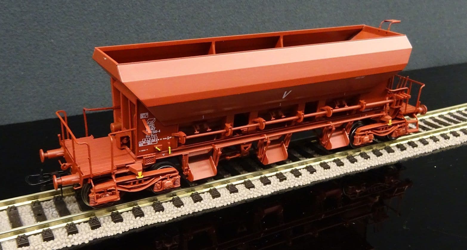 REE WB-676 SNCF F70 Uas SNCF Era IV/V N 80 87 978 0 505-4