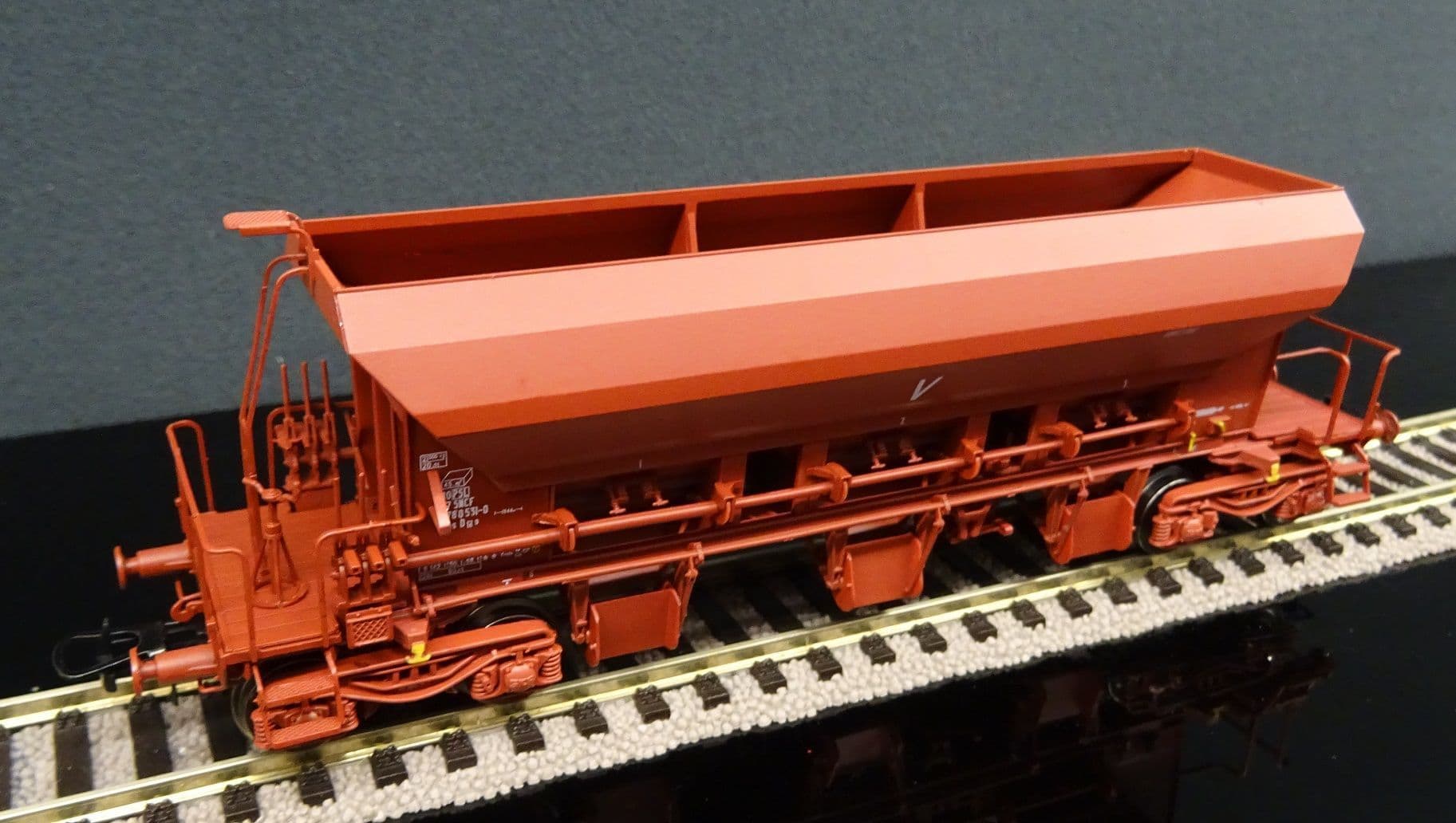 REE WB-677 SNCF F70 Uas SNCF Era IV/V N 80 87 978 0 531-0