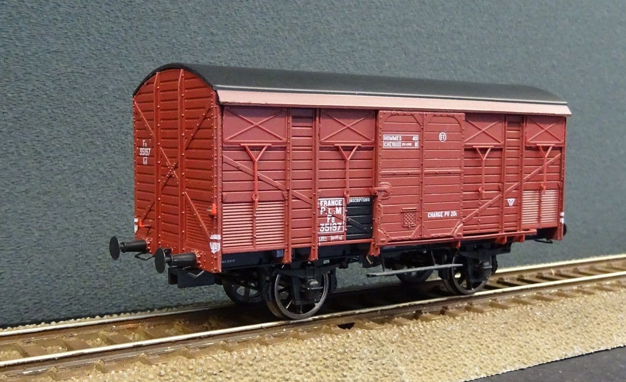 REE WB-736 PLM 20T van