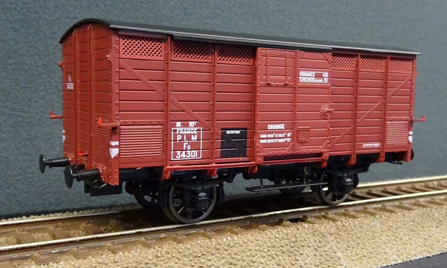 REE WB-744 PLM Fruit van