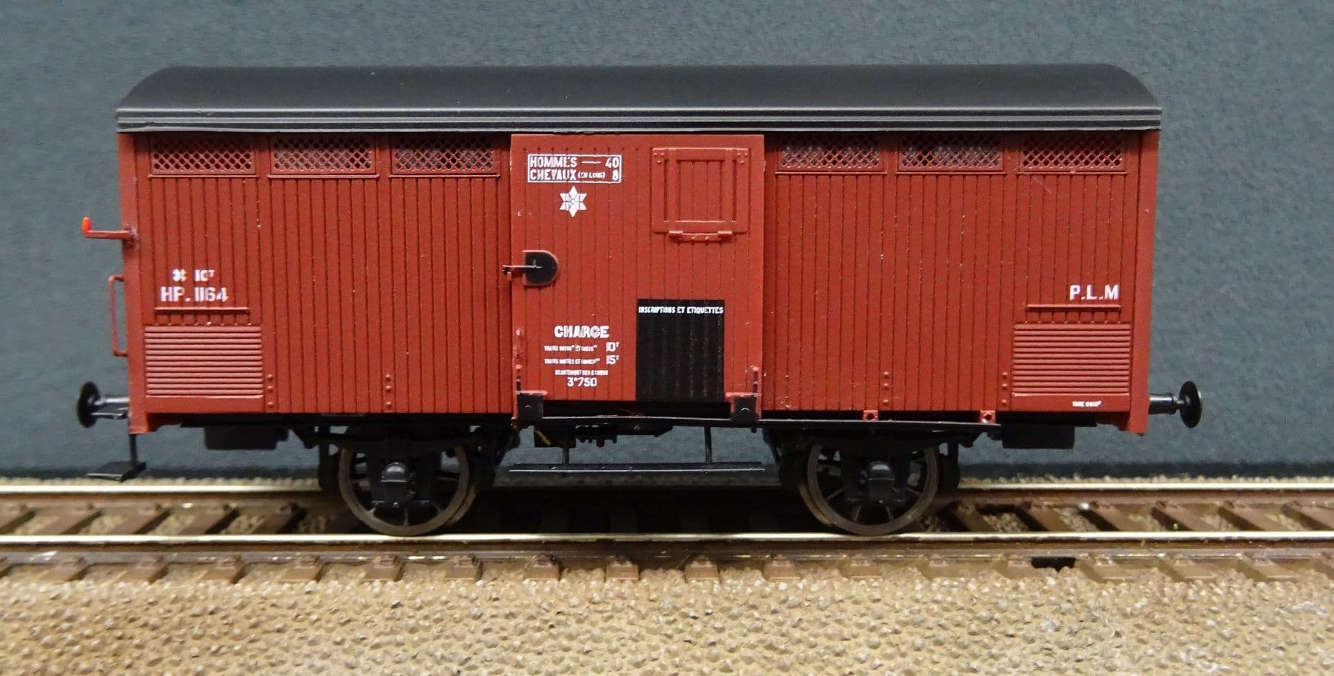 REE WB-758 PLM 10T van