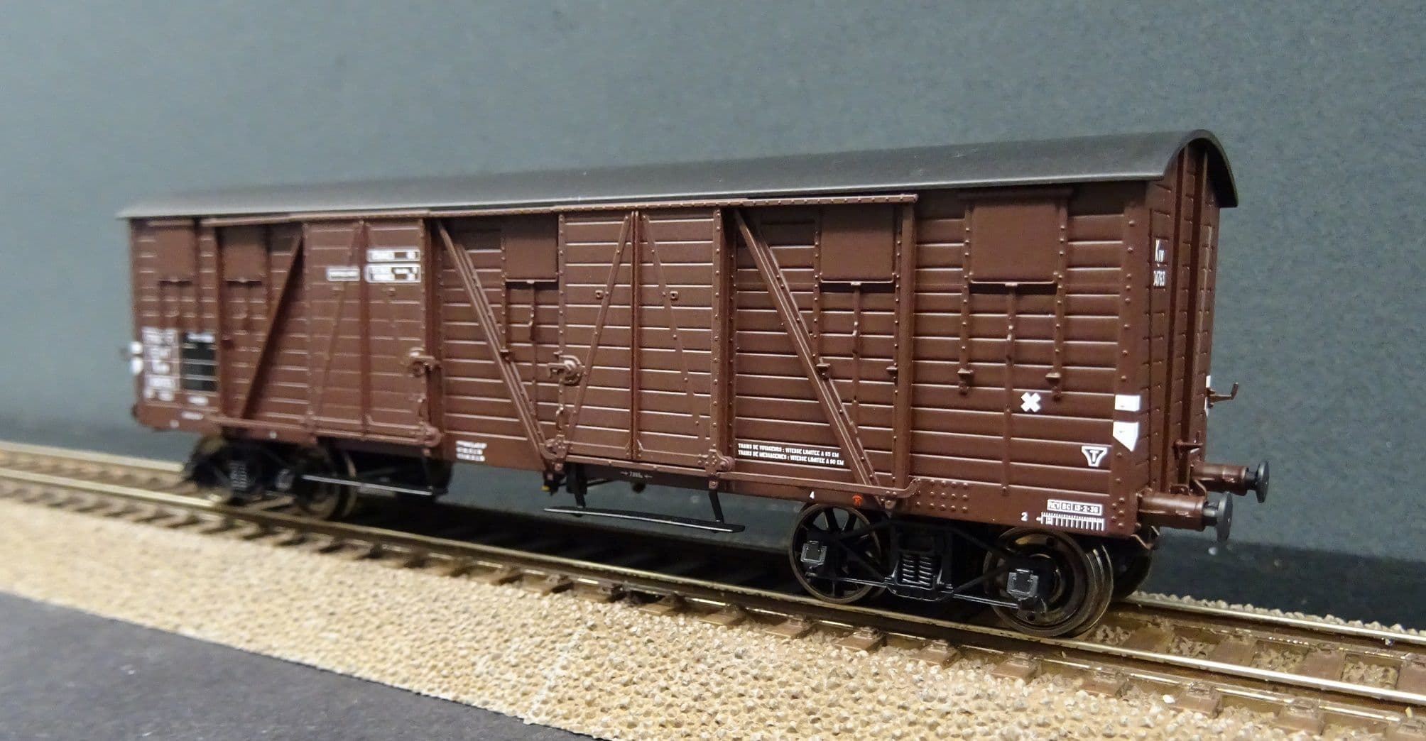 REE WB-775 Etat TP Couvert