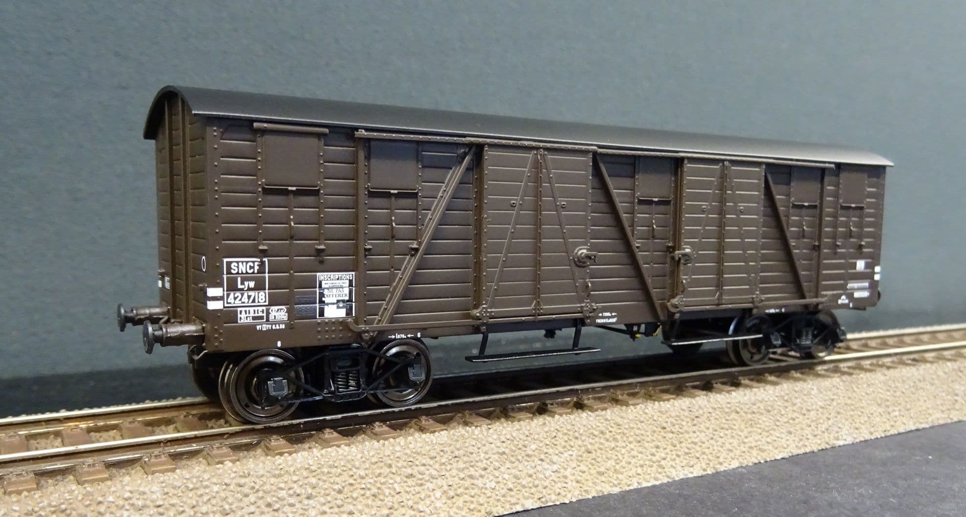 REE WB-780 SNCF TP Couvert