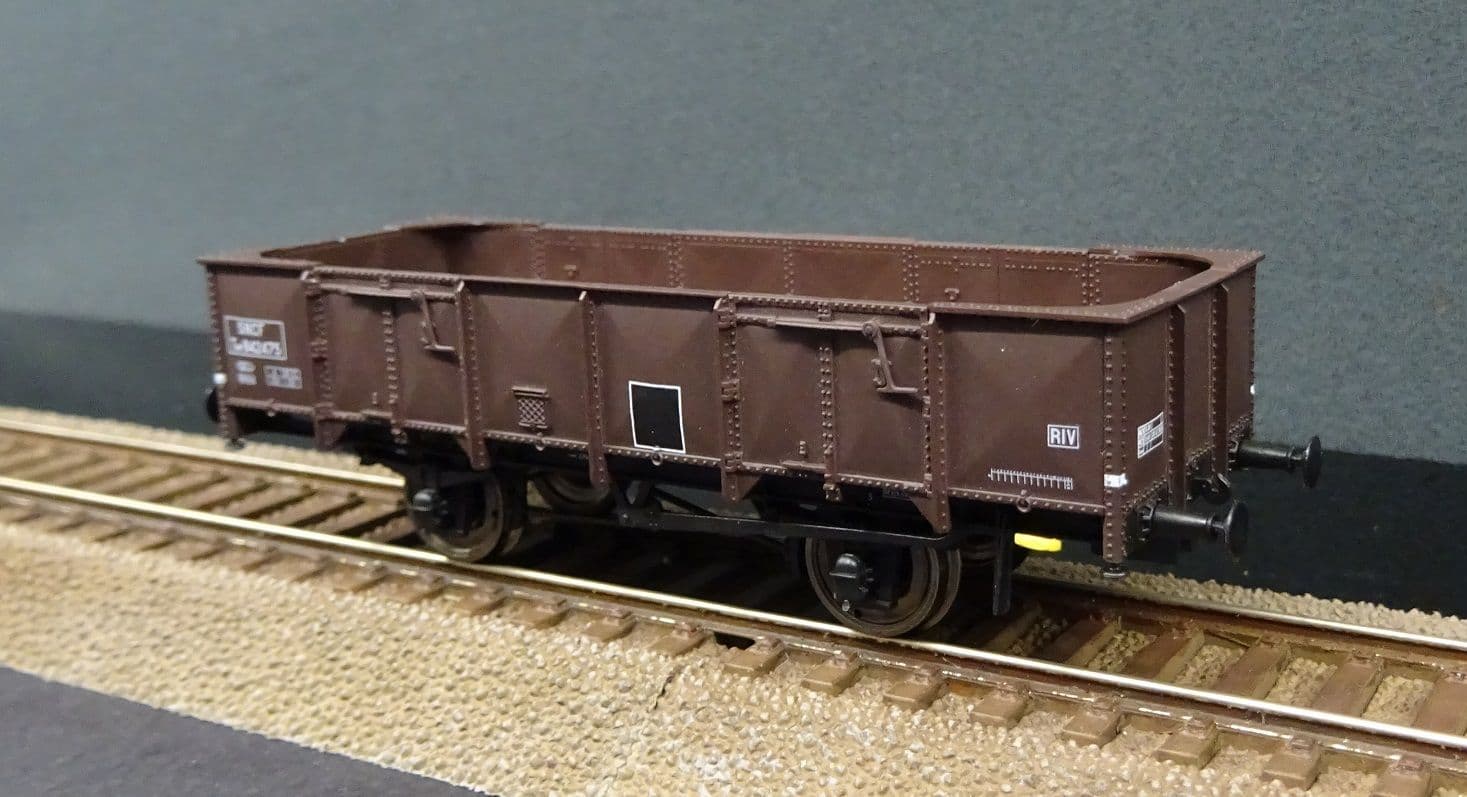 REE WB-820 SNCF ex PLM 4 portes open wagon